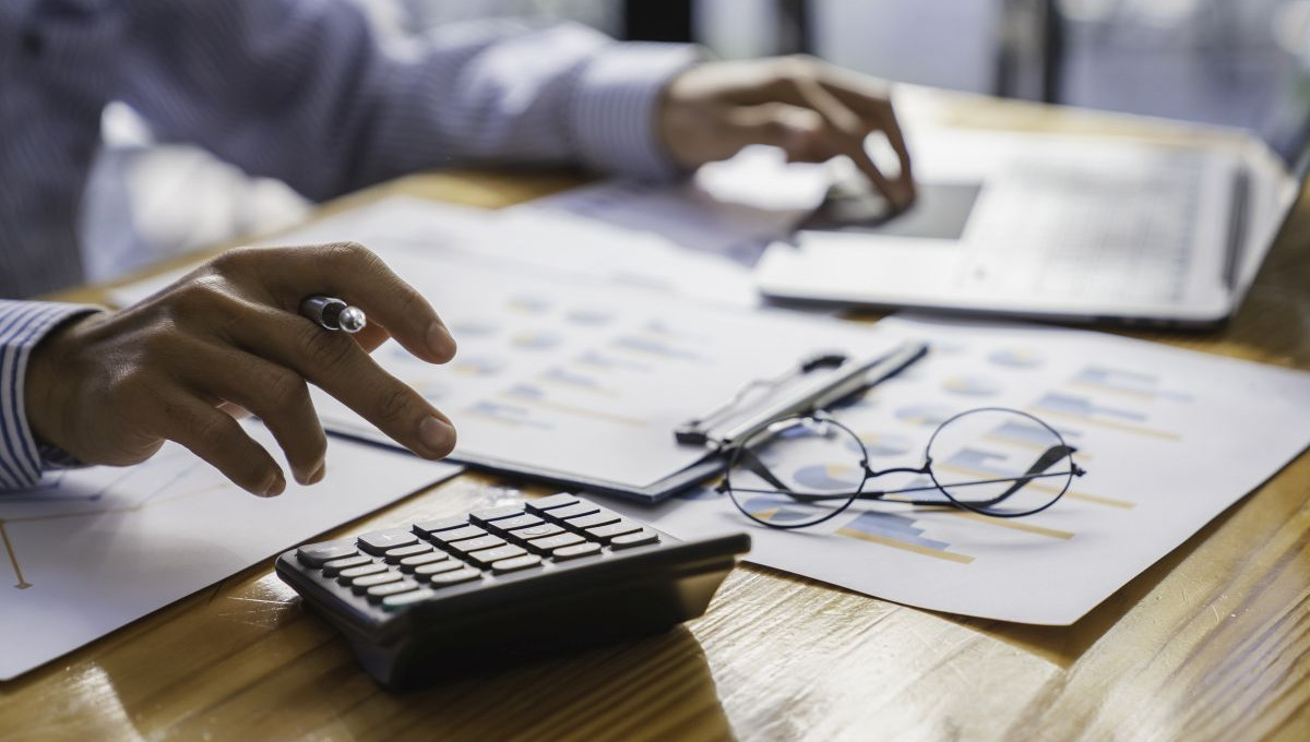 Meine eigene Praxis: Kalkulation, SV & Steuern - Physiozentrum für Weiterbildung